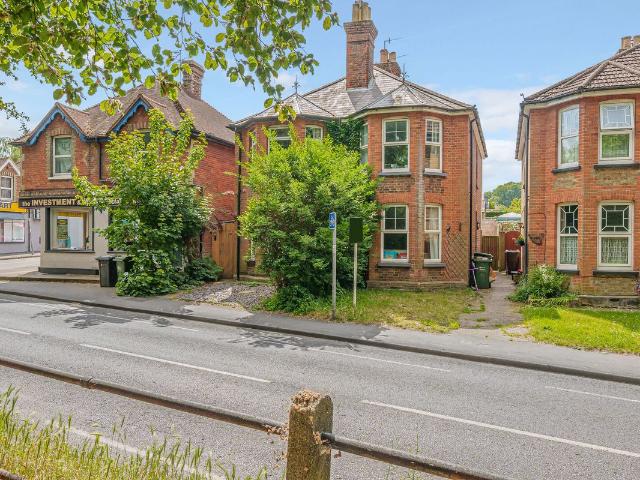 Epsom Road, Guildford GU1, 3 bed semi detached house to rent, £2,250 pcm | PrimeLocation