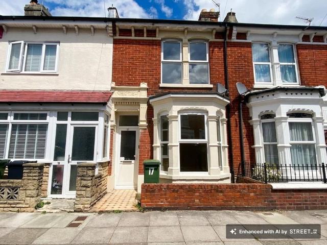 Epworth Road, Portsmouth, PO2 3 bed terraced house to rent £1,375 pcm £317 pw