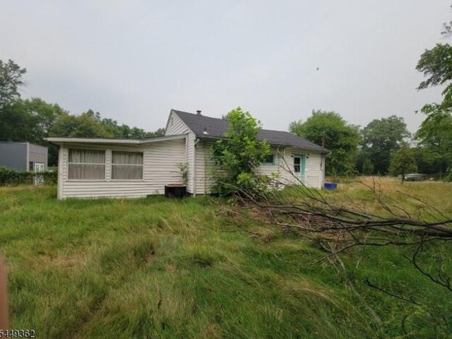 Equator Ave, Franklin Twp, Home For Sale