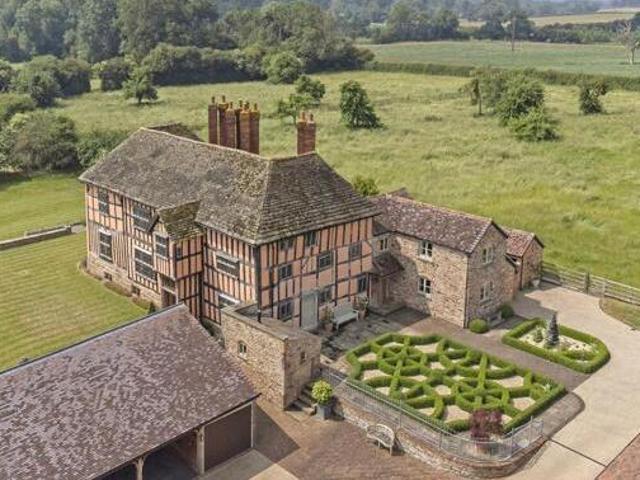 Equestrian Facility For Sale In Dymock, Gloucestershire