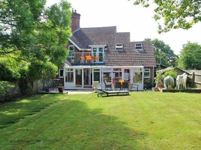 Equestrian Facility For Sale In Lymington, Hampshire