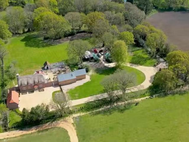 Equestrian facility for sale in Waterditch Road, Bransgore, BH23