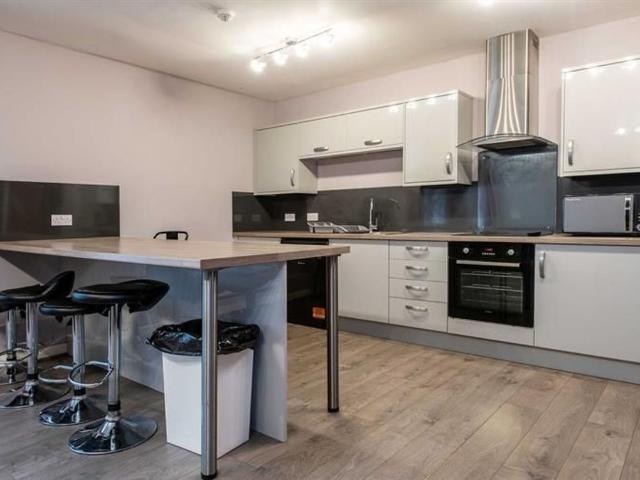 Equitable House, 5 7 South Parade NG1, 4 bed flat to rent, £1,629 pcm | PrimeLocation