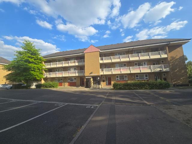 Ernest Street, London E1, 3 bed flat to rent, £2,650 pcm | PrimeLocation