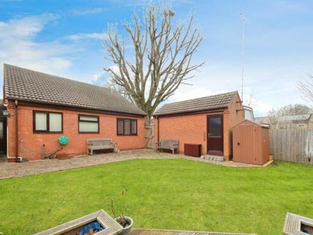 Ernsford Close, Dorridge, 2 Bedroom Detached