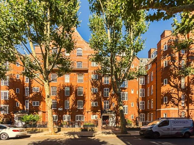 Erasmus Street, Pimlico SW1P, 1 bed flat to rent, £2,383 pcm | PrimeLocation