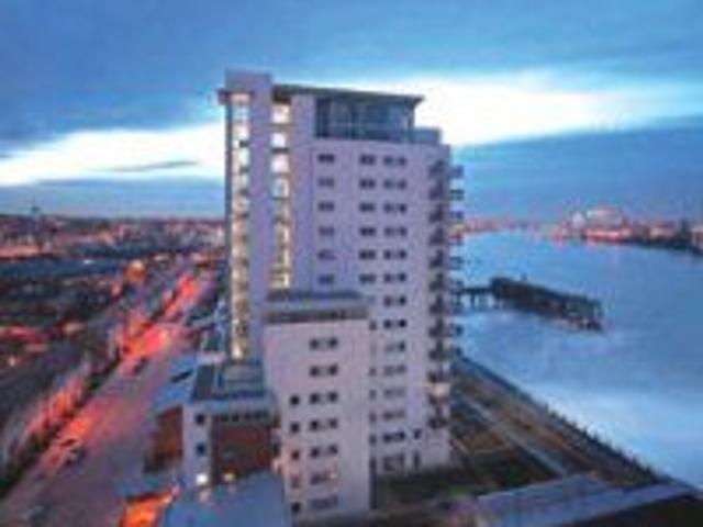 Erebus Drive, Royal Artillery Quays SE28, 2 bed flat to rent, £2,095 pcm | PrimeLocation
