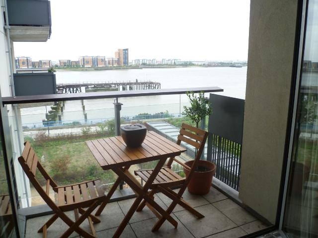 Erebus Drive, Thamesmead SE28, 2 bed flat to rent, £1,950 pcm | PrimeLocation