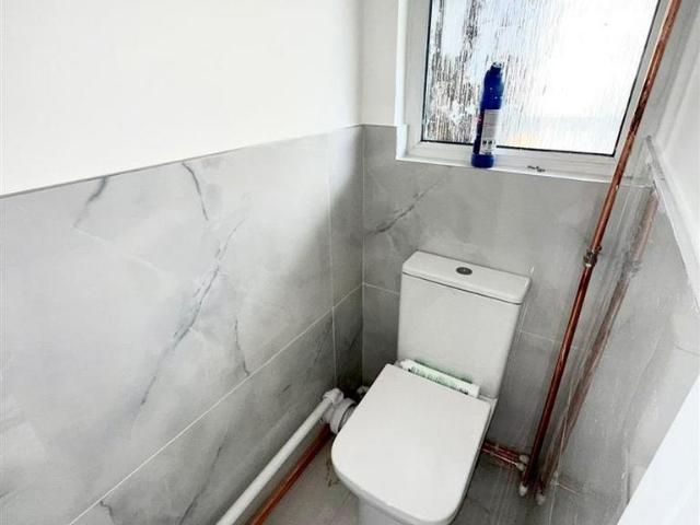 Eric Street, London 1 bed in a house share to rent £1,085 pcm £250 pw