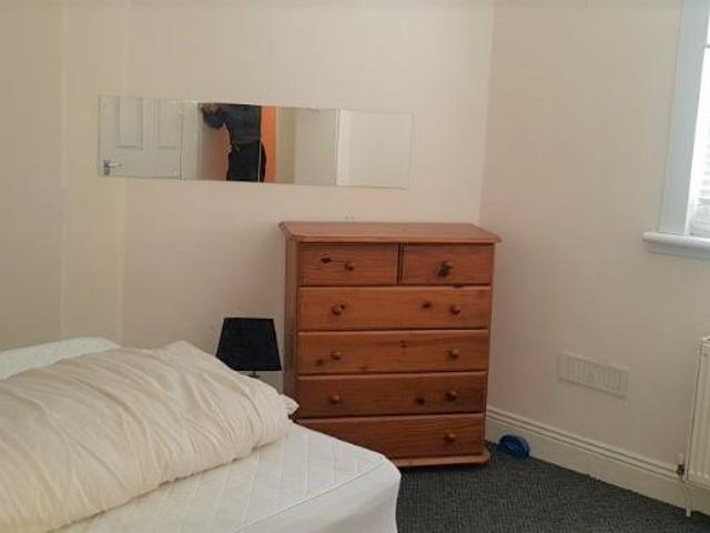 Eric Street, London E3, 2 bed flat to rent, £2,100 pcm | PrimeLocation
