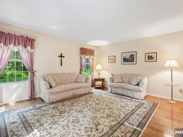 Eric Trl, Sussex, Home For Sale