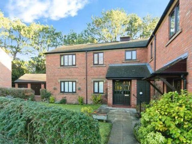 Erica Court, Wirral, 2 Bedroom Flat