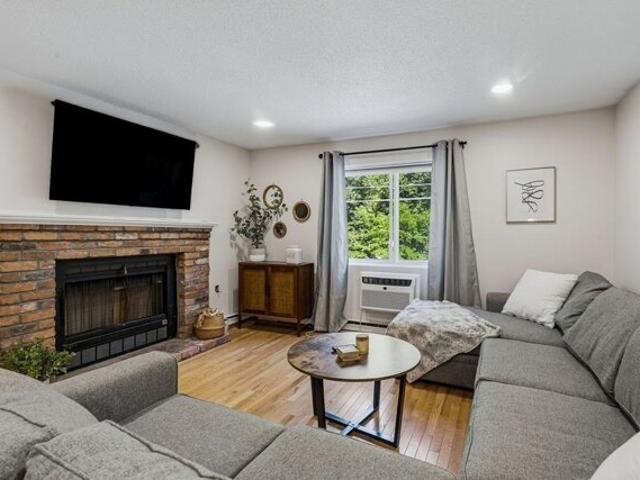 Erick Rd Apt,mansfield, Condo For Sale