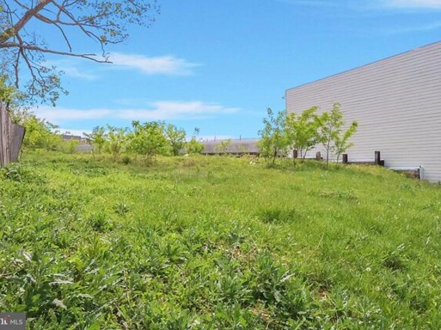 Erie St Se Unit B, Washington, Plot For Sale