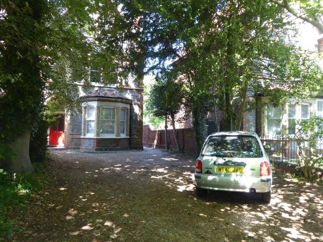 Erleigh Road, Reading, Berkshire RG1, 2 bed flat to rent, £1,350 pcm | PrimeLocation