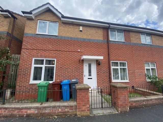 Erskin Street, Hulme, Manchester. M15, 3 bed semi detached house to rent, £1,595 pcm | PrimeLocation