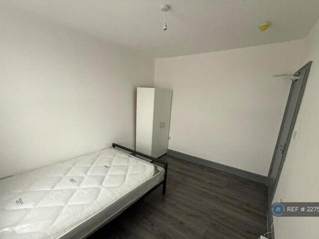 Erskine Road, London, 1 Bedroom House