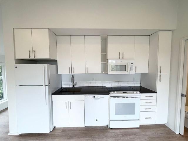 ES1213 Alberta Street Lofts 1 Bedroom Apartment for Rent at 1213 N Alberta St, Portland, OR 97217 Overlook