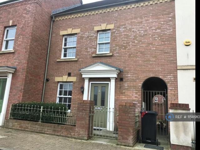 Ewden Close, Swindon, SN1 3 bed terraced house to rent £1,375 pcm £317 pw