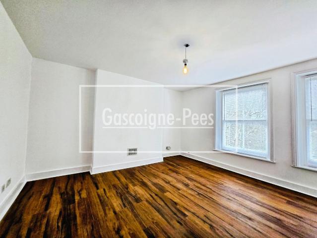 Ewell Road, Surbiton KT6, 1 bed flat to rent, £1,500 pcm | PrimeLocation