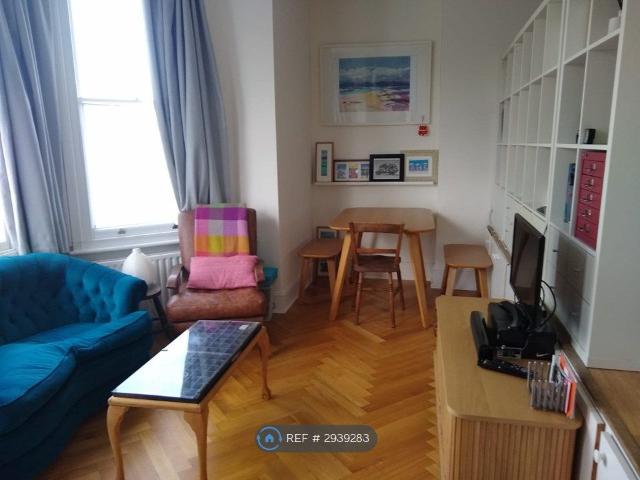 Ewell Road, Surbiton KT6, Studio to rent, £1,650 pcm | PrimeLocation