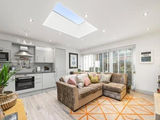 Ewell Road, Surbiton, 1 Bedroom Flat