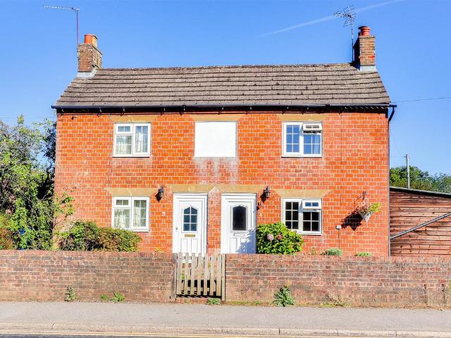 Ewhurst Road, Cranleigh GU6, 2 bed cottage to rent, £1,500 pcm | PrimeLocation