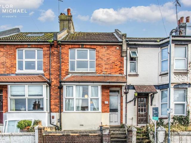 Ewhurst Road, Brighton 4 bed terraced house to rent £2,400 pcm £554 pw
