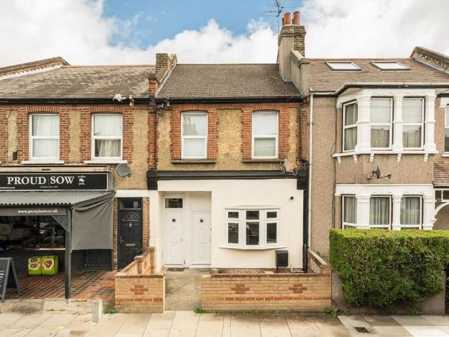 Ewhurst Road, London SE4 1 bed flat to rent £1,650 pcm £381 pw