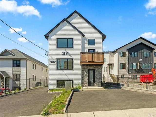 Ewing Ave Unit,spring Valley, Condo For Sale