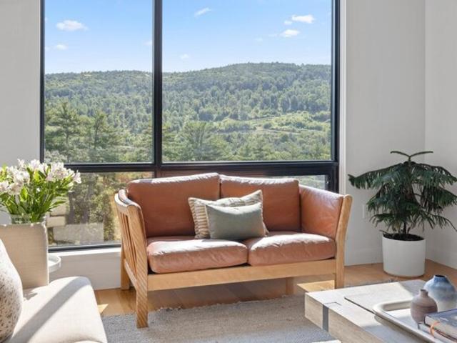 Etna Rd Unit,lebanon, Condo For Sale