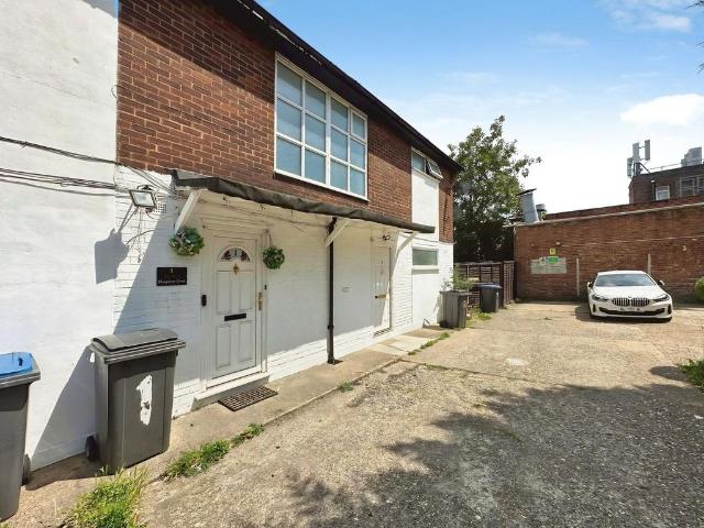 Eton Avenue, Wembley, HA0 2 bed apartment to rent £1,800 pcm £415 pw