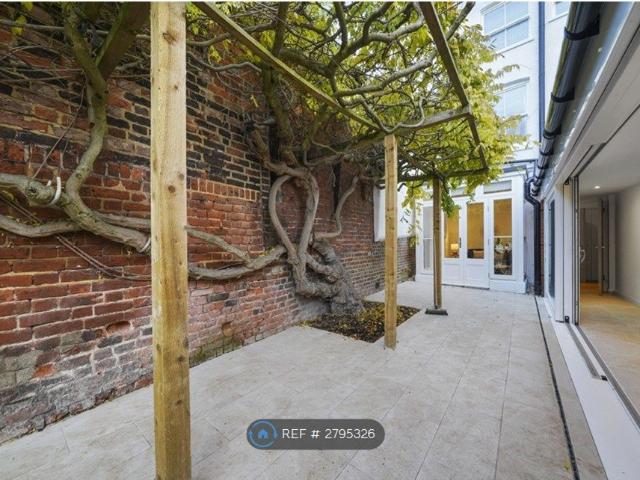 Eton High Street, Eton, Windsor SL4, 5 bed terraced house to rent, £8,000 pcm | PrimeLocation
