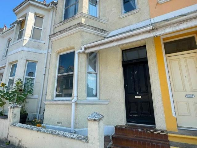 Eton Place, Plymouth PL1, 4 bed property to rent, £589 pcm | PrimeLocation