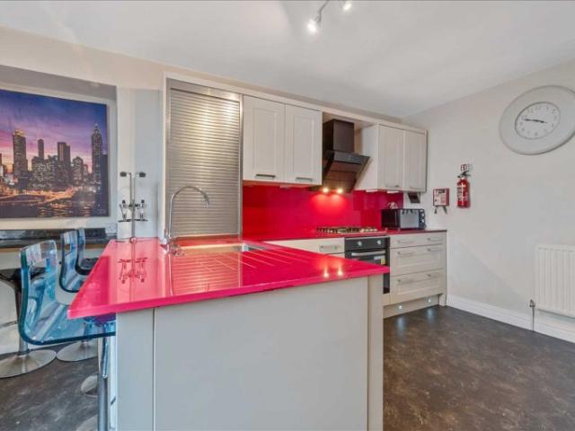 Eton Place, Plymouth, 9 bedroom, End of Terrace