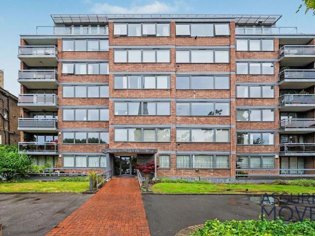 Eton Road, Provost Court Eton Road, NW3 2 bed flat to rent £3,000 pcm £692 pw