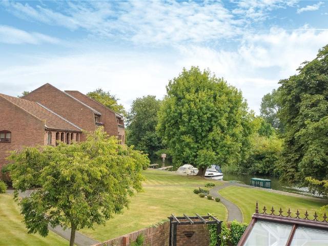 Eton Square, High Street, Eton, Berkshire SL4, 3 bed terraced house to rent, £2,250 pcm | PrimeLocation