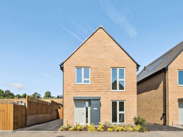Ethel Carnie Road, Nelson BB9, 4 bed detached house to rent, £1,600 pcm | PrimeLocation