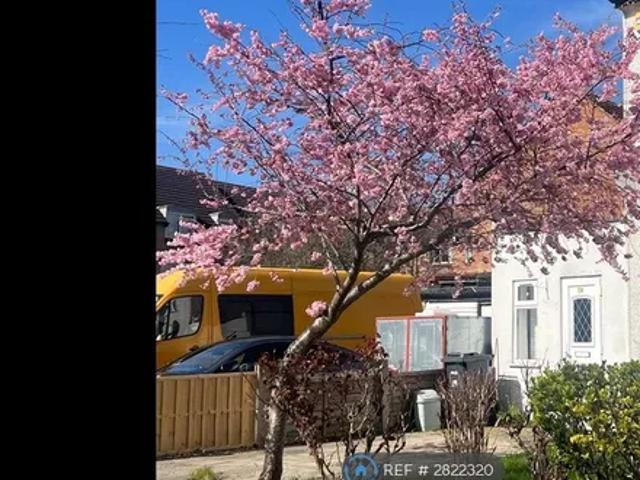 Ethelbert Gardens, London, IG2 6NW, United Kingdom | 3 bed house for rent #125326897 | Rentberry
