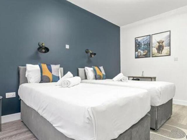 Etherley Road, London, 2 Bedroom Serviced