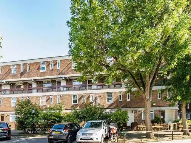 Ethnard Road, Peckham 3 bed maisonette for sale £365,000