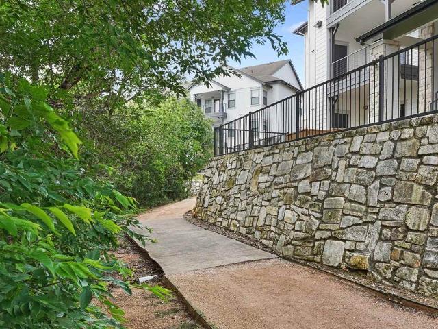 Ethos Apartments 2 Bedroom Apartment for Rent at 8001 S Interstate 35, Austin, TX 78744
