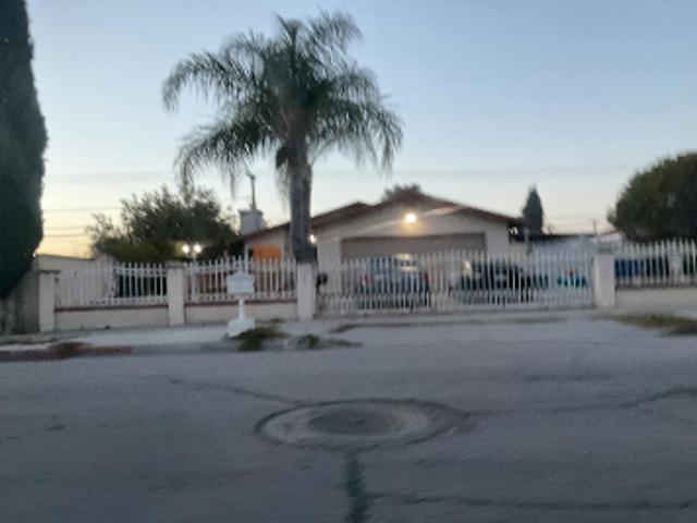 Etiwanda Ave