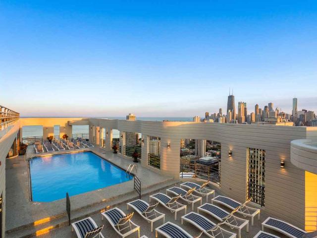 Eugenie Terrace on the Park Studio Apartment for Rent at 1730 N Clark St, Chicago, IL 60614 Lincoln Park