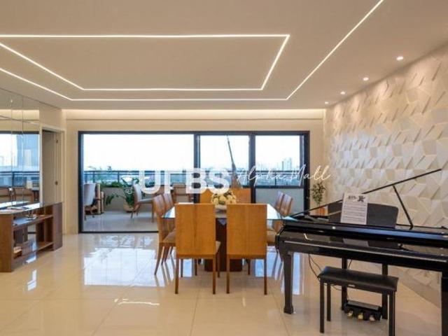 Euro Park Parque Ibirapuera Apartamento 4 quartos, sendo 4 suítes