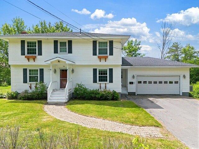 Eustis Pkwy, Waterville, Home For Sale