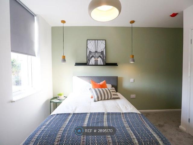 Euston Grove, Prenton CH43, Room to rent, £575 pcm | PrimeLocation
