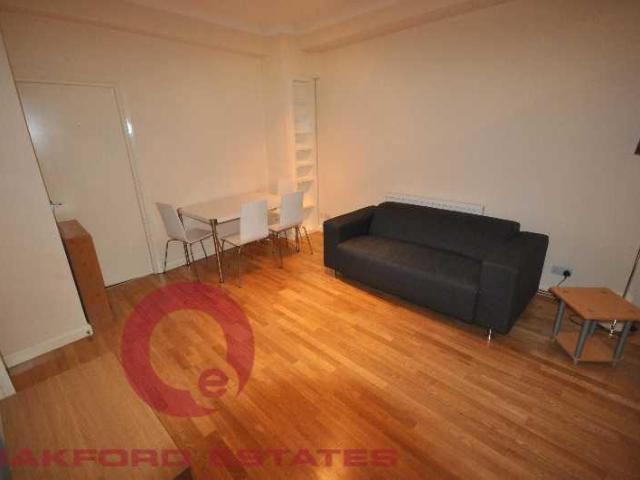 Euston Road, Euston, London NW1 2 bed flat to rent £3,835 pcm £885 pw