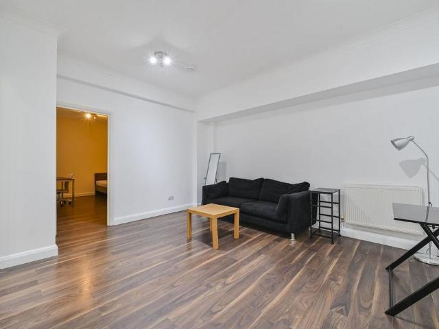 Euston Road, Fitzrovia, London, NW1 2 bed flat to rent £3,445 pcm £795 pw