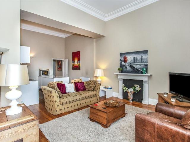 Euston Road, London, NW1 1 bed apartment to rent £3,250 pcm £750 pw